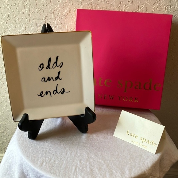 kate spade | Accents | Kate Spadedaisy Place Medium Odds And Ends Tray ...